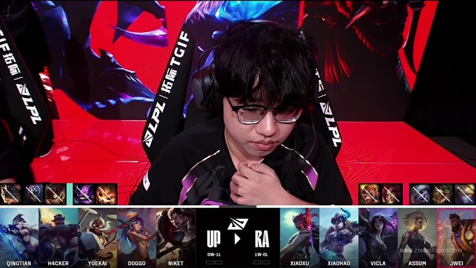 LPL不死战神回归，Doinb立下大功！诺手杀出血路，UP上演生命奇迹_腾讯新闻