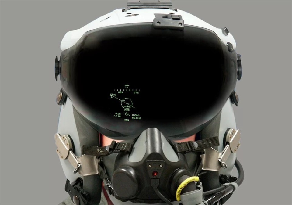 F-15EX战斗机：空中优势的新维度_腾讯新闻