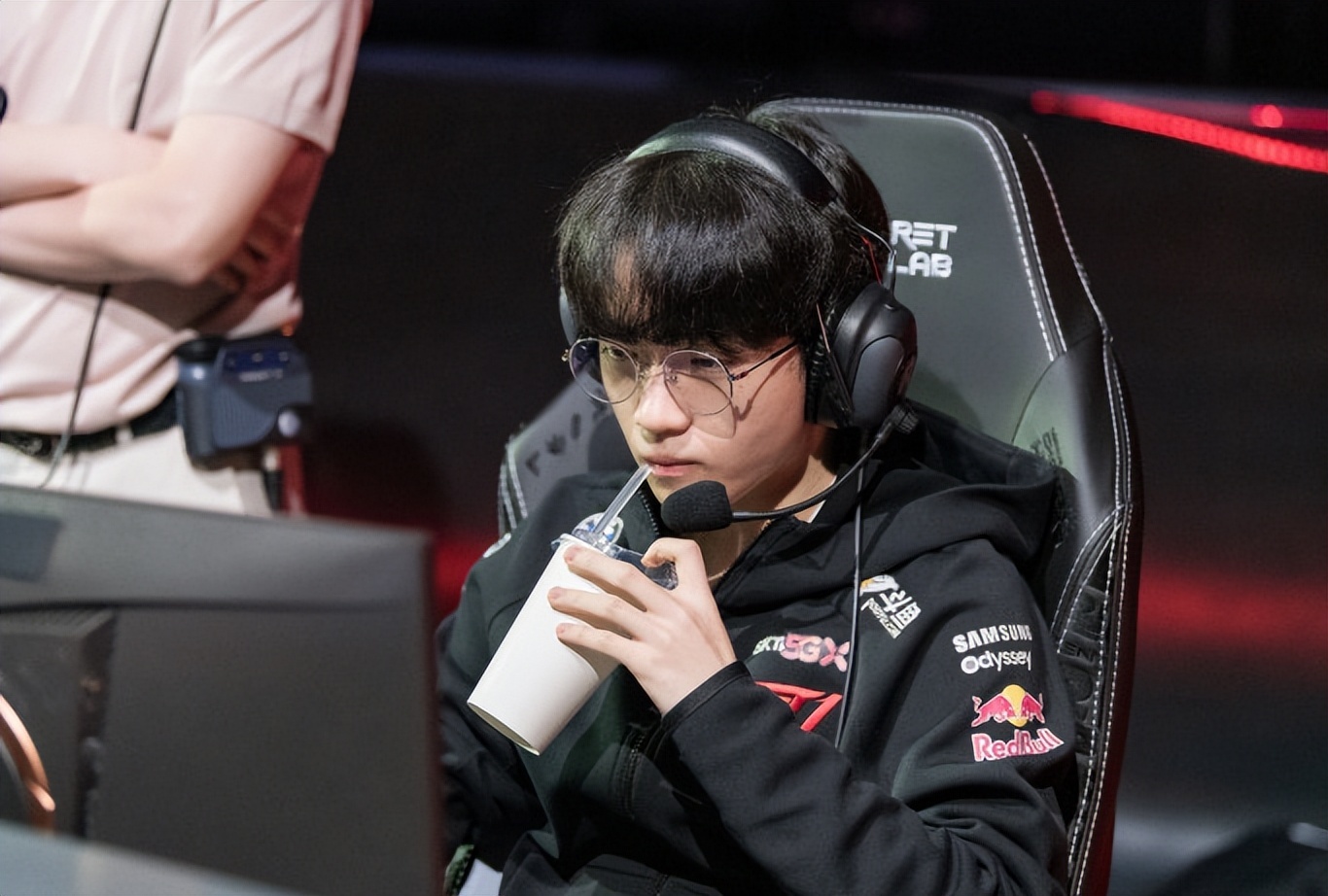 外网热议T1击败DK：Faker每场都赢了许秀！Keria世界第1辅助