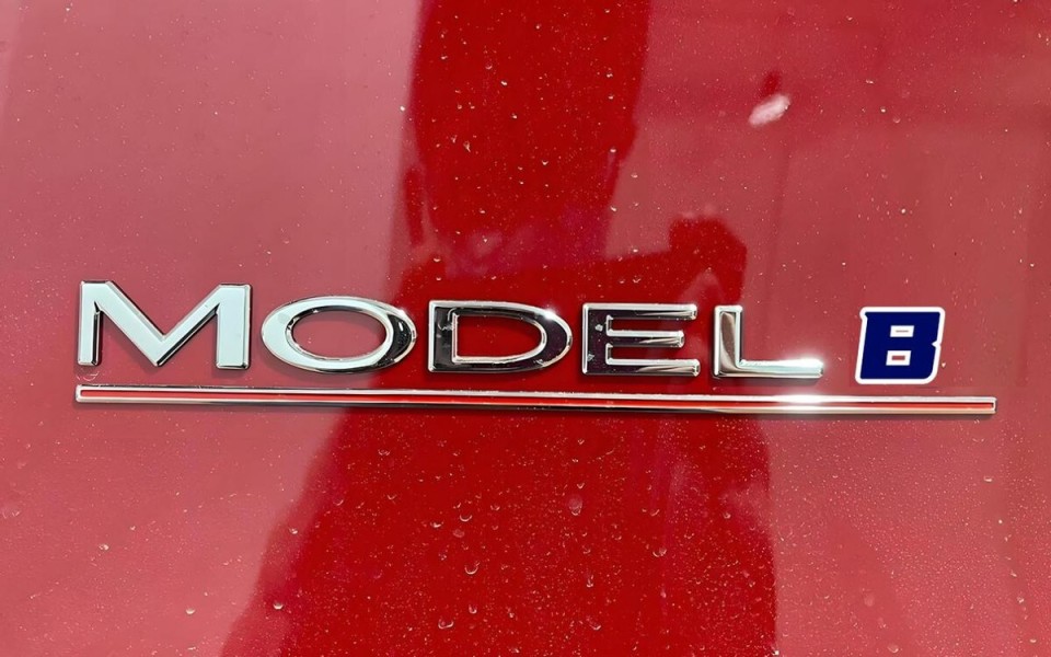 Model B即将量产！NEDC续航500km，零百加速3.9秒_腾讯新闻