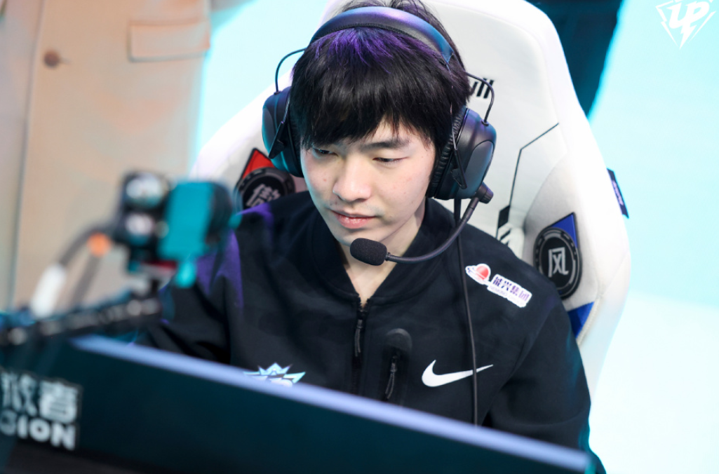 再见Scout？EDG试训crying，战绩曝光！训练赛暴打V5新阵容