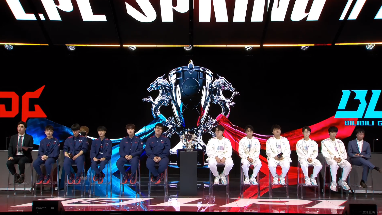 LPL决赛前放狠话！Bin：369不配一阵上单！Tabe：红米不配顶薪