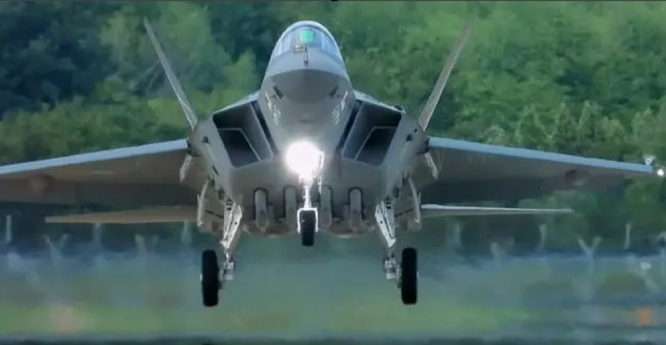 珠海航展军机清单曝光：歼-20等三款五代机参展，歼-35A为空军版_腾讯新闻