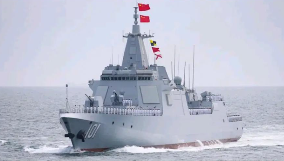 中美日驱逐舰对比：美9500吨，日本10500吨，中国是多少_腾讯新闻