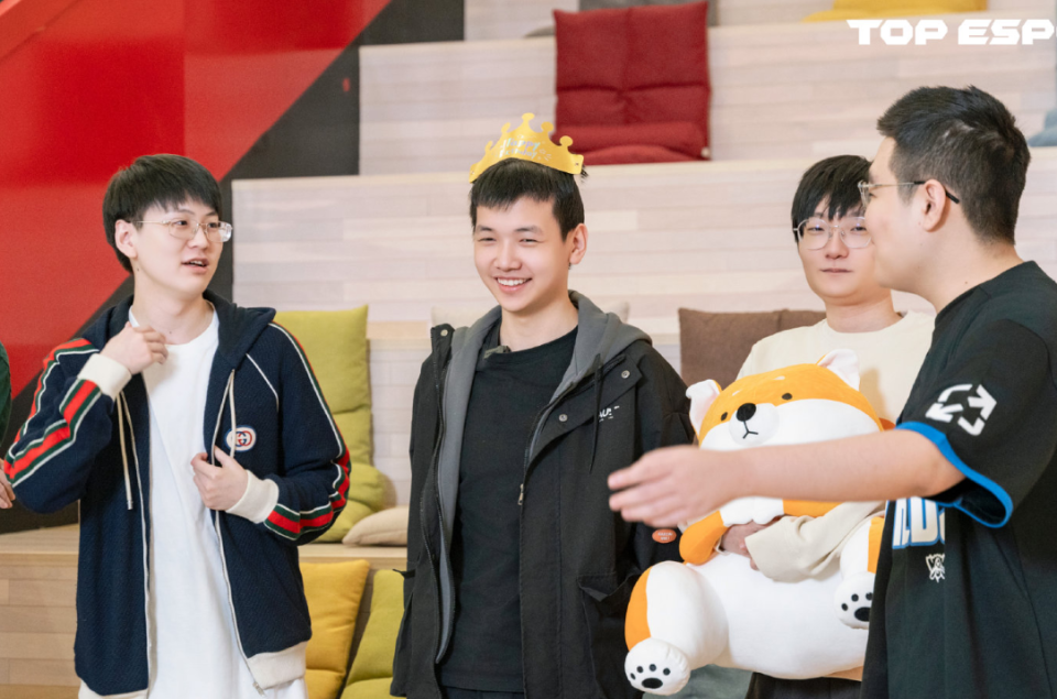 真离开LPL了！Karsa官宣加入PCS赛区，真正的LPL五号种子出现_腾讯新闻