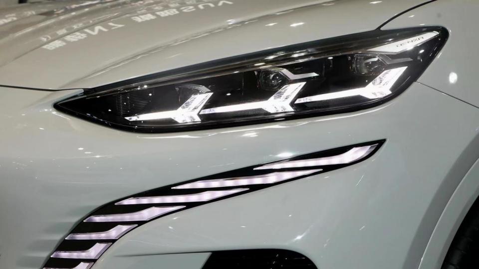 标配地平线J3，可选激光雷达＋Orin X，解析腾势N7智能化_腾讯新闻