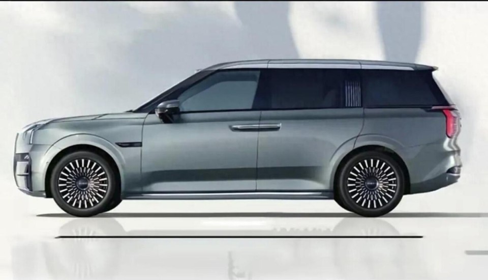 吉利2025新车曝光：9款重磅产品，旗舰SUV、轿车都来了_腾讯新闻