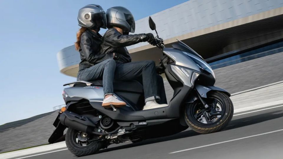 12680元起：更豪华的125通勤踏板豪爵ADX发布_腾讯新闻