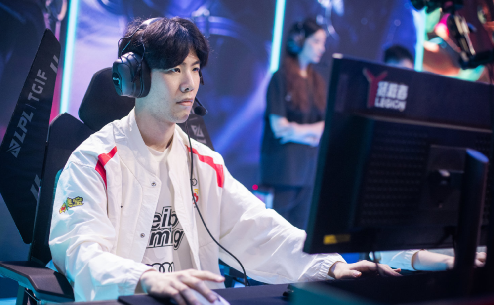 韩网热议WBG不敌BLG：姜食堂开业！theshy历代级反向Carry_腾讯新闻