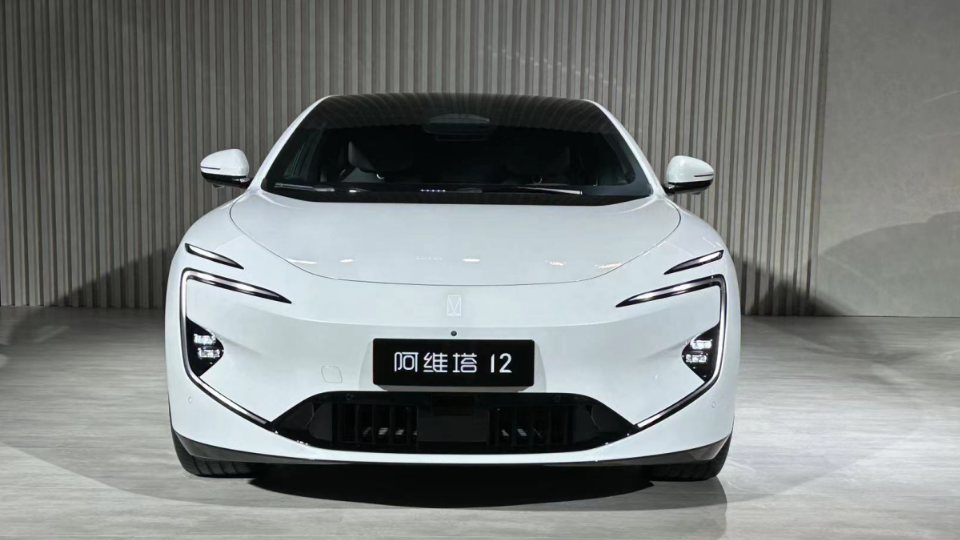 没CTC是好事？阿维塔12用上定制电池，入门续航700km_腾讯新闻