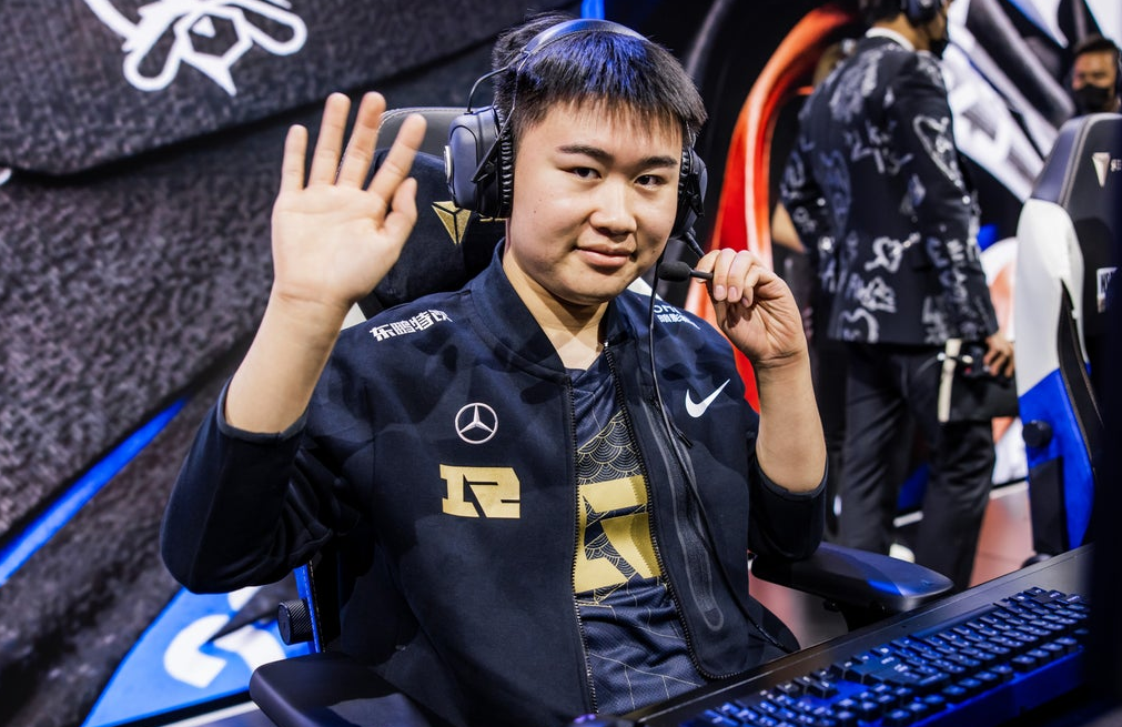 RNG新赛季有望保持原班人马？前V5教练爆料：Wei已经续约