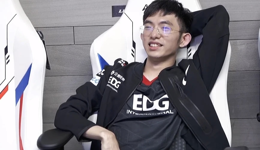 LOL：JDG官宣圣枪哥加入，Meiko确认加入EDG，LNG阵容成了_腾讯新闻