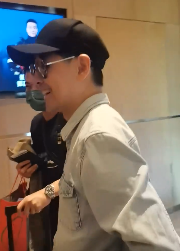 林志颖承认加盟《披哥3》，下巴特写坑洼不平，手术疤痕疑曝光_腾讯新闻