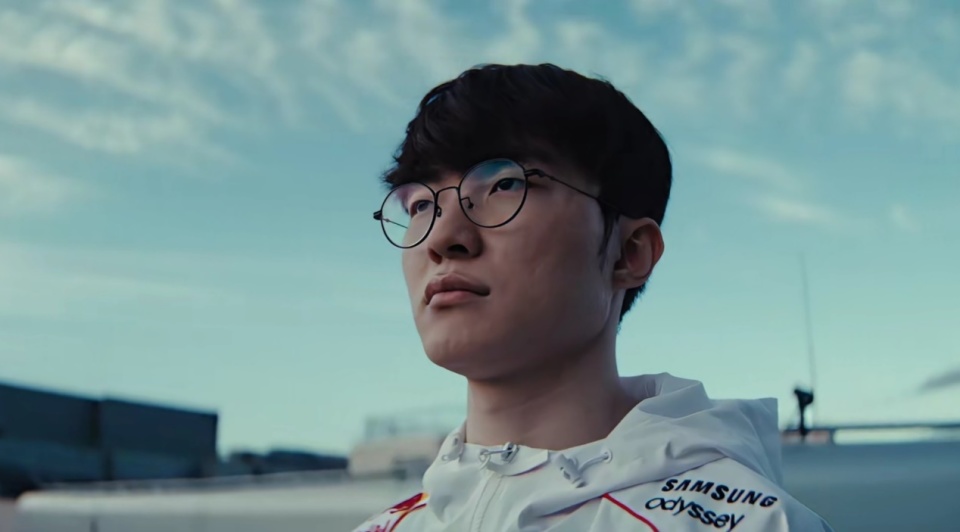 LPL迎来历史时刻，全华班时隔11年，重返总决赛，Bin想打Faker_腾讯新闻