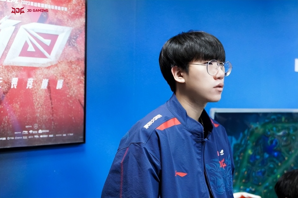 LCK亚运会最终大名单发布，kanavi和ruler成功当选_腾讯新闻