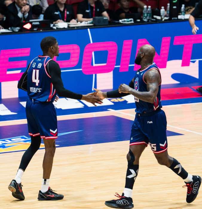 今年最好的中国NBL赛季 将带给CBA什么样的启发？_腾讯新闻