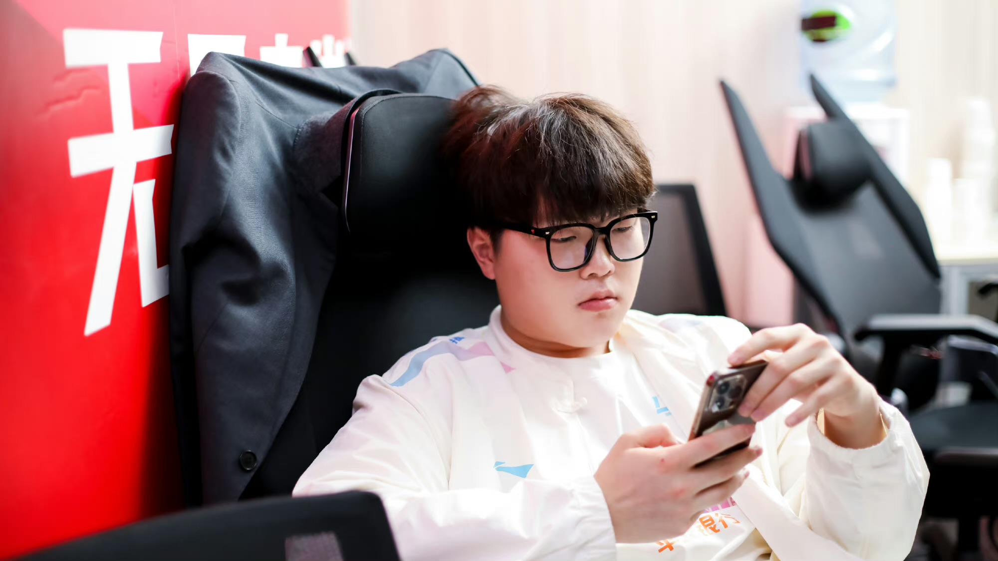 LOL：JDG击败BLG晋级决赛，Xun导又开始了，Bin真不如369