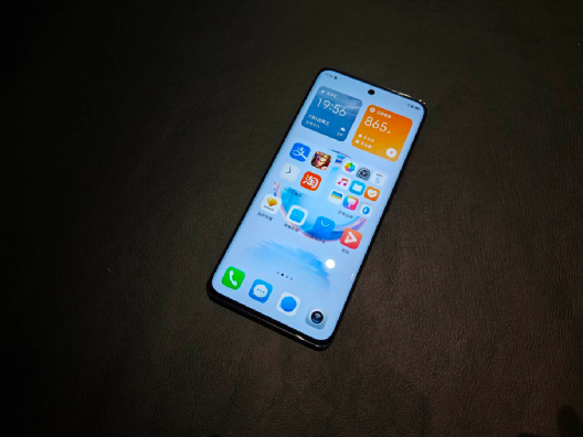 「旗舰机」荣耀X50深度测评，5大亮点和2个缺点，1399太值票了！_腾讯新闻