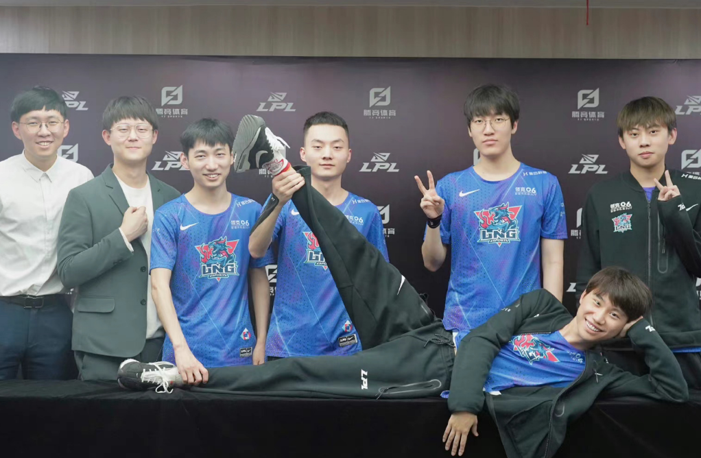 告别RNG，Angel深夜回应粉丝，Doinb有望复出