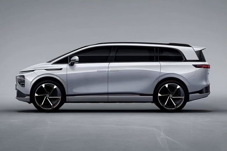 6月MPV销量出炉：腾势D9首次夺冠，别克GL8同比大跌44%_腾讯新闻