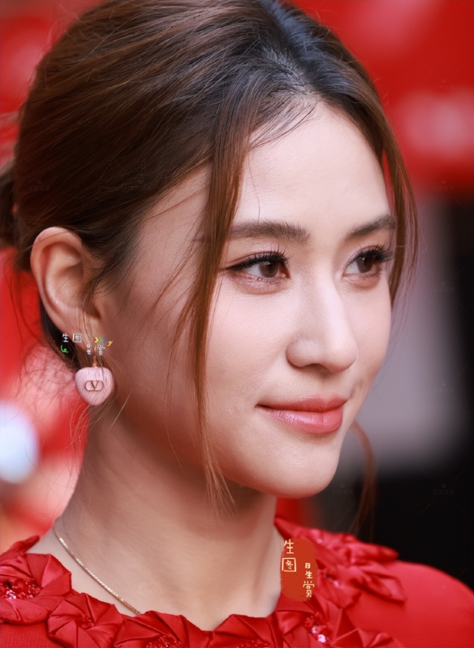 上海这一天：孙俪重回颜值巅峰，宋祖儿像暴发户，杨紫赢麻了_腾讯新闻