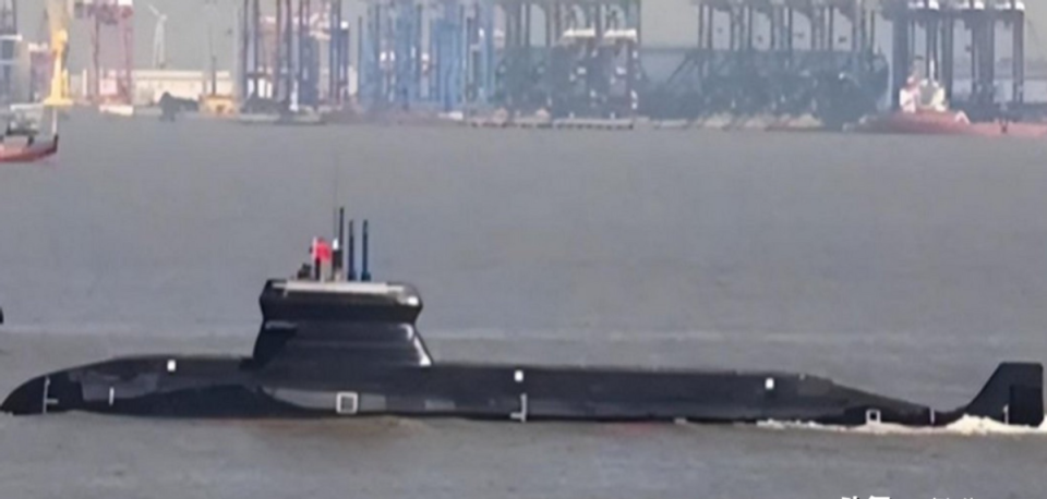 解放军的精锐主力，039B型潜艇，为何会在2022年全面停产？_腾讯新闻