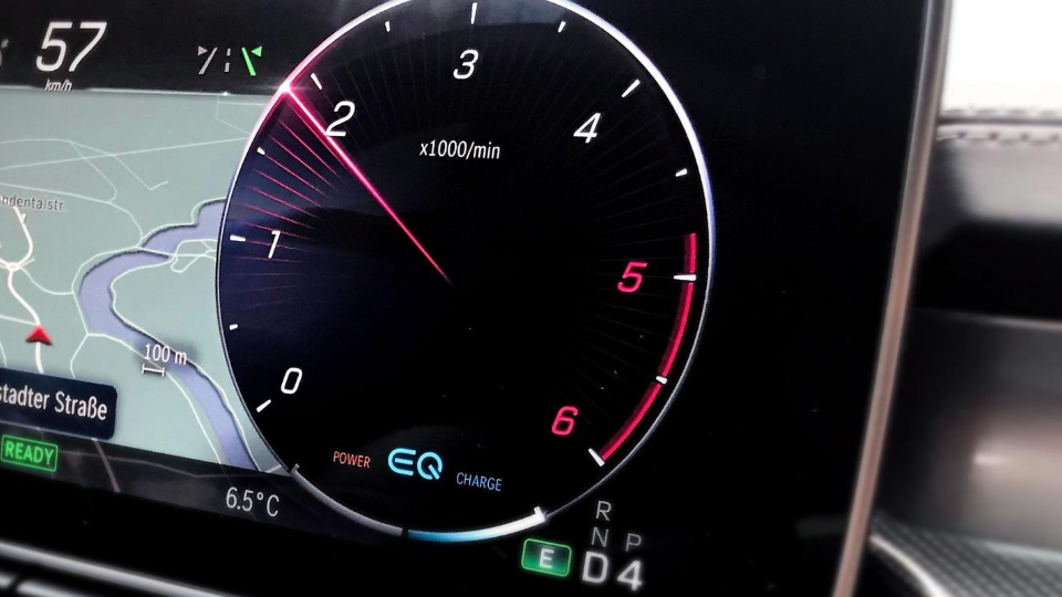 全新奔驰GLC：用上第二代ISG电机，开个3-5年真的会坏吗？_腾讯新闻