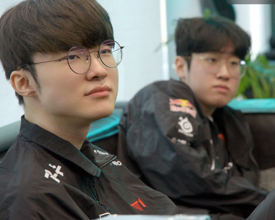 T1爆冷不敌GEN，痛失春季赛冠军，上单宙斯状态成谜