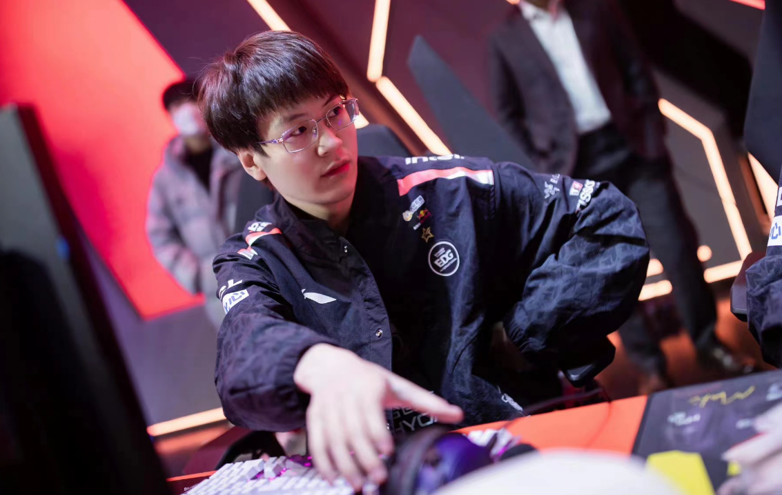 “Ale带来了单带体系，新AD太强”！Doinb评EDG全华首胜：惊喜