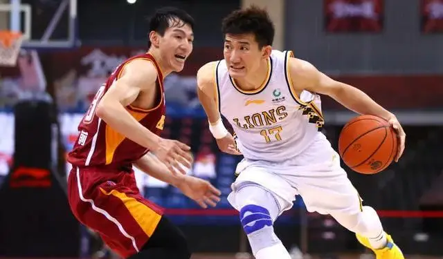 又一国手被澳洲NBL盯上！钱少离家远，有魄力跳出CBA舒适圈吗？_腾讯新闻