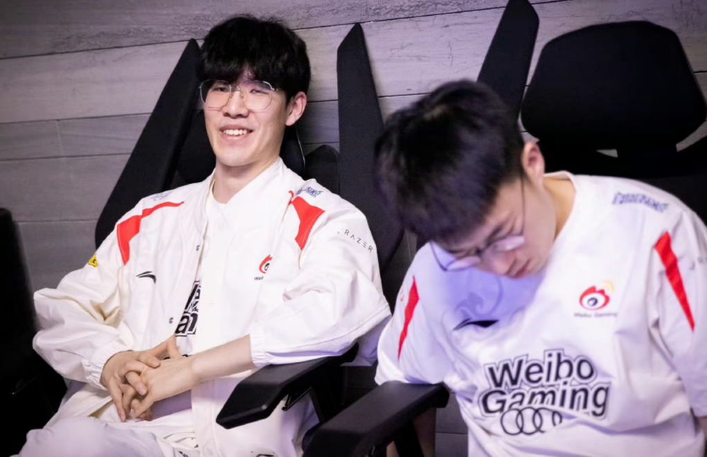 TT爆冷零封WBG，Theshy重拾剑姬，韩服训练效果低于预期