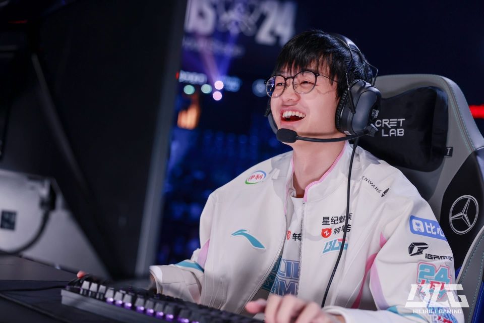 2大官宣！BLG发文：xun正式离队！红米告别JDG：将开始新旅程_腾讯新闻