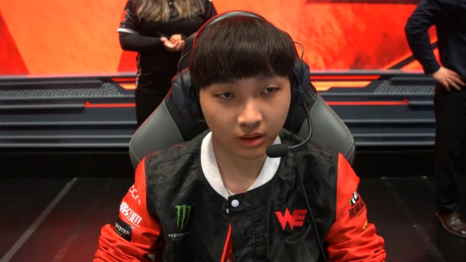 TES爆发原因公开！战队三大神操作，成就顶级全华班，BLG悔不当初_腾讯新闻