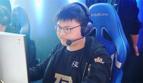 LOL：Uzi直播称LCK亚运会阵容确定，开始团练，LPL连人都凑不齐