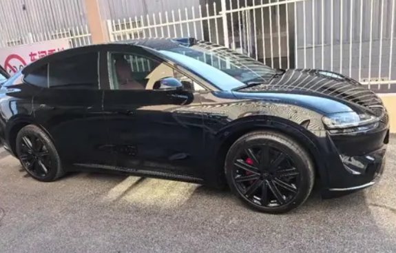 纯电续航360km起，智界R7增程版也香，新款标配车载冰箱+21喇叭_腾讯新闻