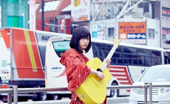 歌手酸欠少女Sayuri离世，年仅28岁，年初3月份才结婚_腾讯新闻