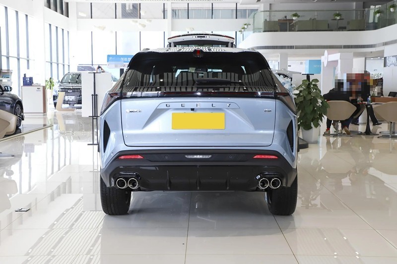 吉利博越COOL上市，10.28万起售，配8155芯片，7.9秒可破百_腾讯新闻