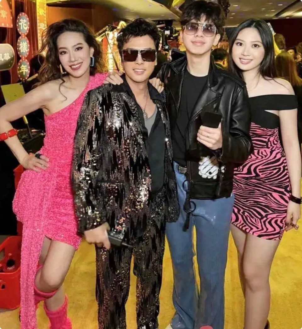 天使的面孔魔鬼的身材！甄子丹20岁女儿身高180，比例不输模特妈妈 -6parkbbs.com