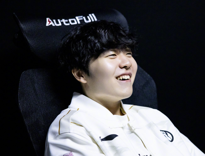 LPL赛区MVP排行榜，前五名3位是韩援，Uzi只排在第六_腾讯新闻