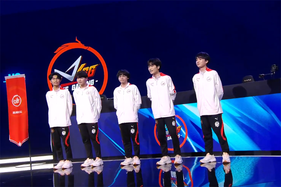 KSG4比1轻松淘汰AG，豪取五连胜，成功晋级败者组第三轮_腾讯新闻