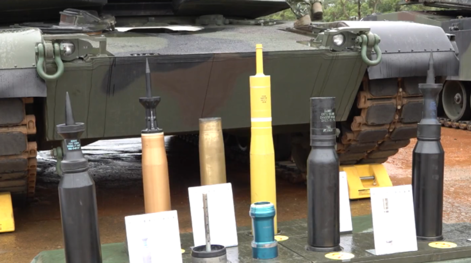 “地表最强战车”？台军第一支M1A2T成军，威胁有多大？想打掉难吗？_腾讯新闻