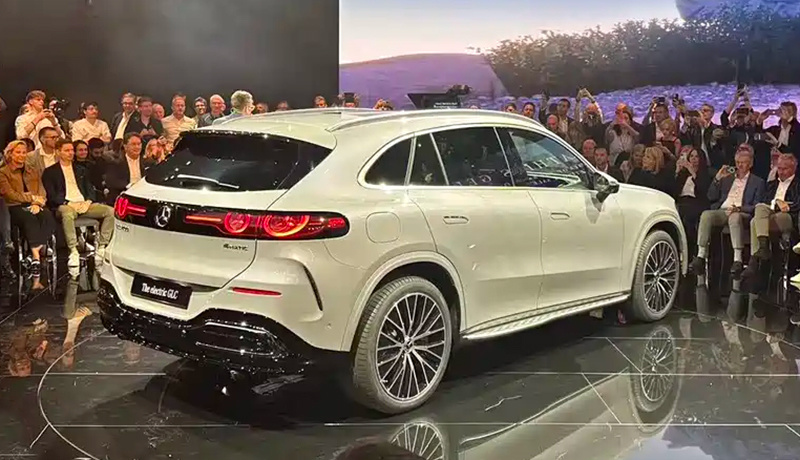 800V架构，续航里程735km 全新奔驰GLC EV全球首发 2026年加长版国产_腾讯新闻