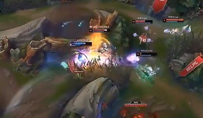 JDG被WBG翻盘击败，JKL吐槽尺帝打得一般，被LCK网友围攻