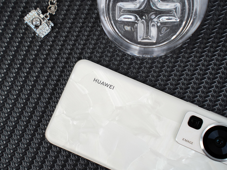 华为P60评测：P系列史上最强标准版，5K档美学影像旗舰王者？_腾讯新闻