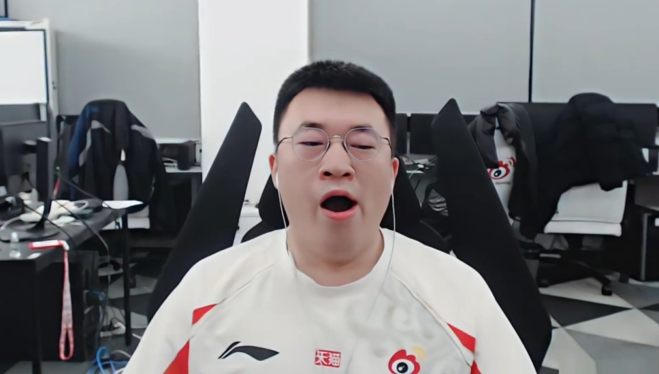 LPL开启杀戮模式，横扫韩国队DK！小虎瑞兹封神，小天盲僧杀疯了_腾讯新闻