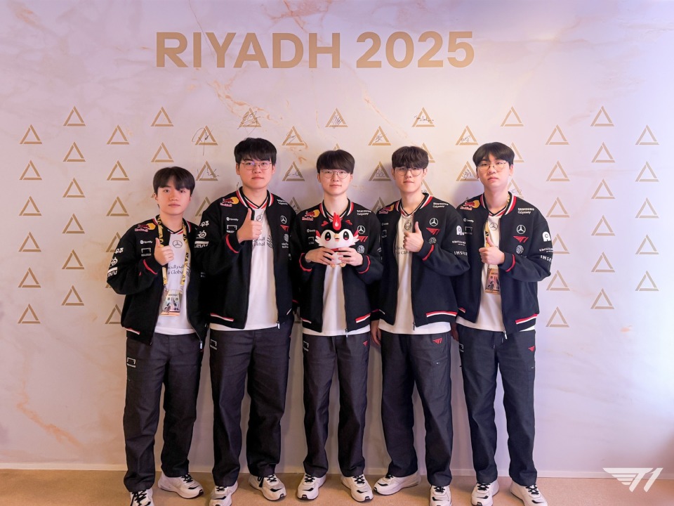 HLE3-0横扫T1，晋级S赛和胜决！Viper斯莫德杀疯了，T1团战溃败_腾讯新闻