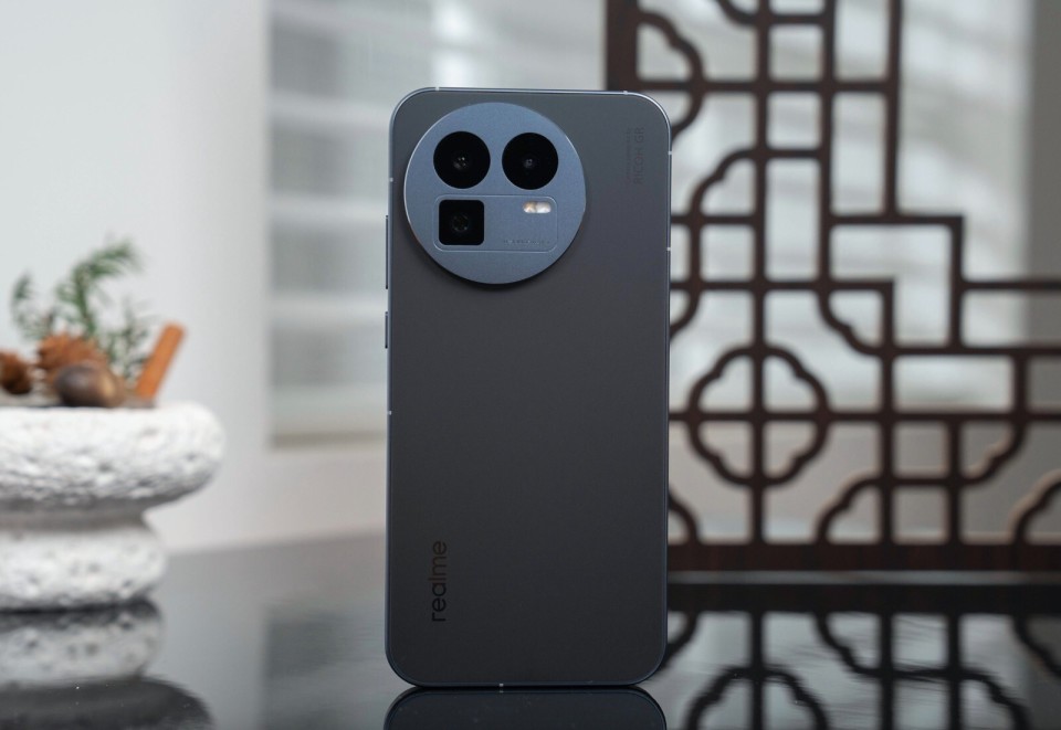 买拍照手机不用很贵！512GB+2K屏+骁龙8至尊版，国补价仅2899元起_腾讯新闻