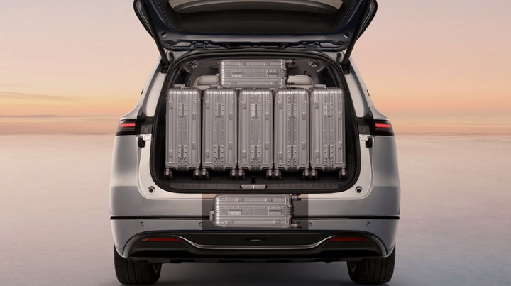 深蓝S09对比领克900：豪华6座SUV，谁是85后奶爸的“终极答案”？_腾讯新闻