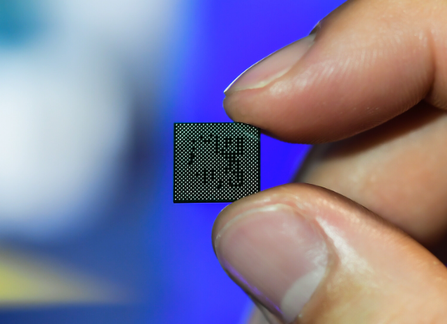 默默无闻？骁龙7sGen2相当于什么级别的芯片，看完基本懂了_腾讯新闻