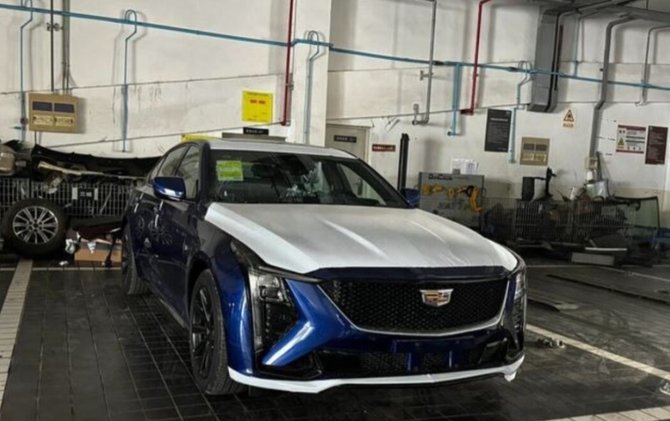 现款28.97万元起售，新款凯迪拉克CT5实车曝光，外观变化很明显_腾讯新闻